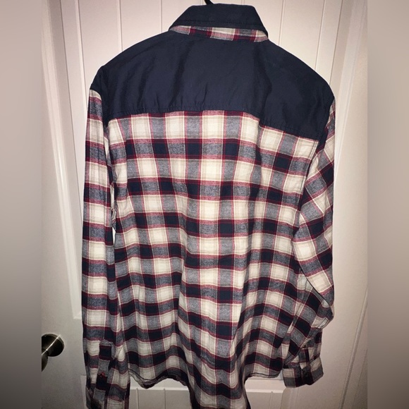 DRL ESSENTIALS | Shirts | Drl Essentials Long Sleeve Flannel Large ...
